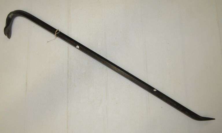 Large heavy duty crowbar, 35" - Albrecht Auction Service