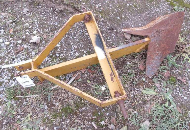 King Kutter 3-point hitch, middle buster, used - Albrecht Auction Service
