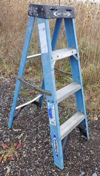 3-Step Werner step ladder, 4'H, used - Albrecht Auction Service