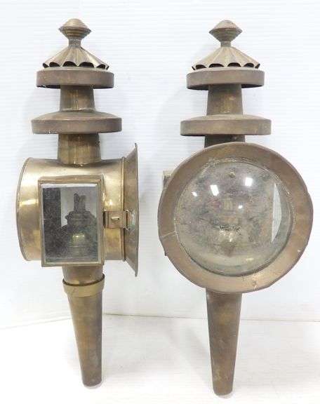 Pair of early Gas Coach lamps, 17"H, nice, one lamp has bracket missing ...