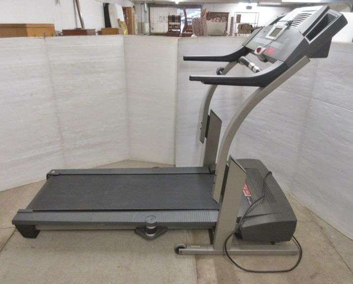 Proform XP treadmill, various options, magnetic key for safety, folds ...