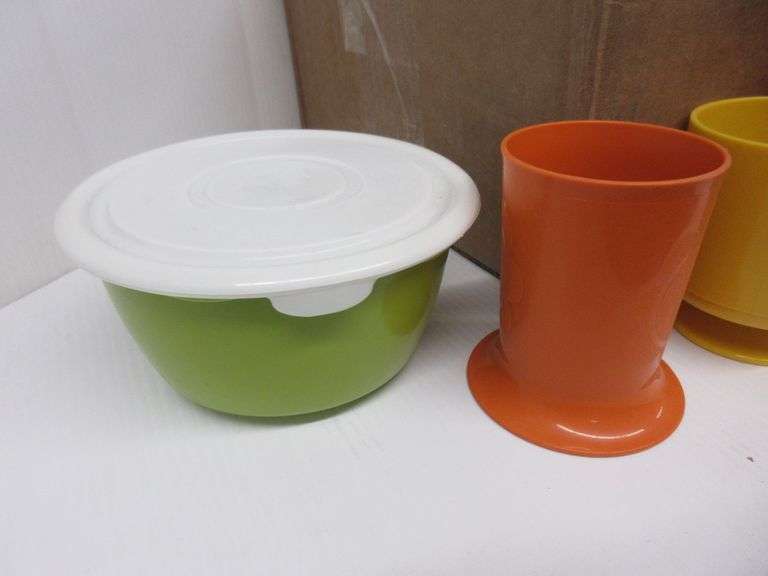 (8) Red plastic silite cups; (6) Mid century modern yellow plastic ...