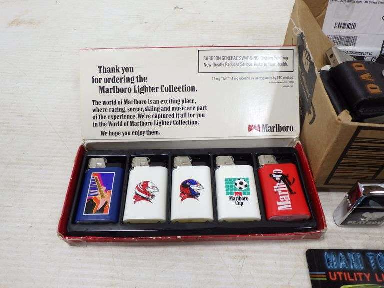 (30) Lighter items, includes: Zippo Marlboro-NASCAR/keychain; Maxi ...