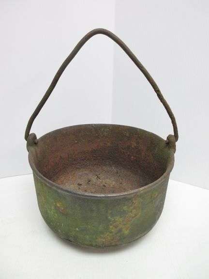 Cast iron campfire cooking pot, heavy duty, 12"Dia x 6"H, shows age and ...