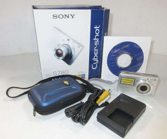 Sony Cybershot Camera with manual and charger, good - Albrecht Auction ...