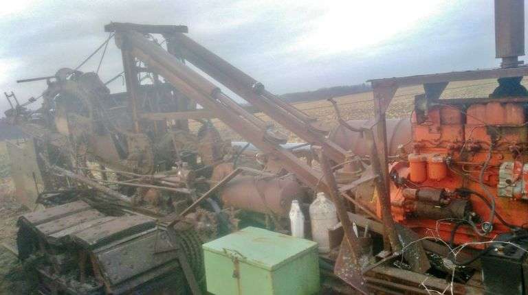 Buckeye Wheel Tile Machine with Case Engine - Albrecht Auction Service