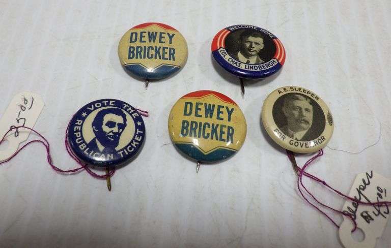 (2) Dewey/Bricker political pins; (1) Vote the Republican Party Pin; (1 ...