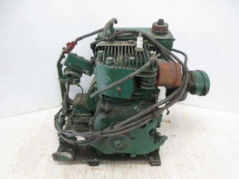 Old small engine, has compression and spark, gas tank is clean, ran a ...