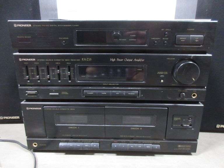 Pioneer stereo system with speakers, works - Albrecht Auction Service