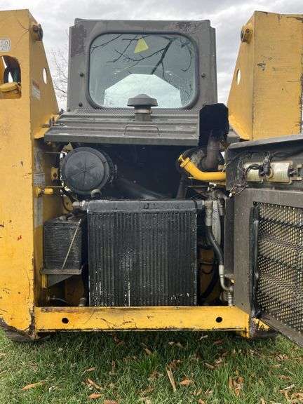 Gehl 4635 SX Skid Steer, (5760 Hours), New Tires, New Seat, T-Bar ...