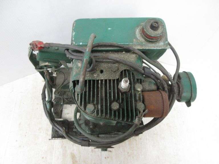 Old small engine, has compression and spark, gas tank is clean, ran a ...