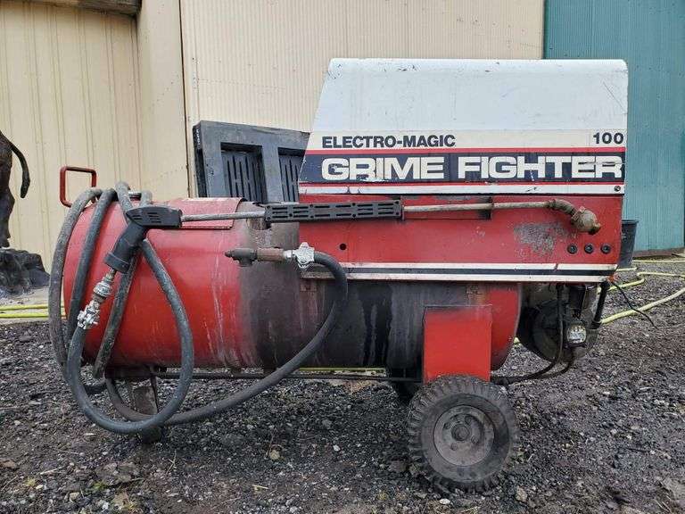 Electro-Magic Grime Fighter 100 steam cleaner - Albrecht Auction Service