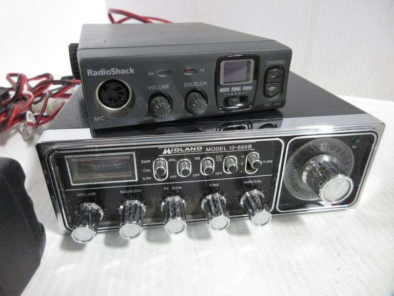 (2) Old CB radios with mics: Midland model 13-888B June 19, 1970' Radio Shack TRC-511, no date ...
