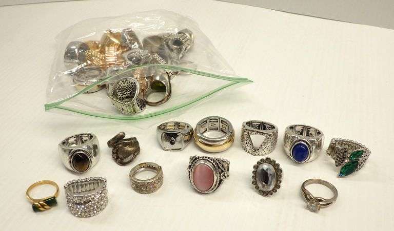 Group of rings, various sizes, used; Except where specifically noted ...