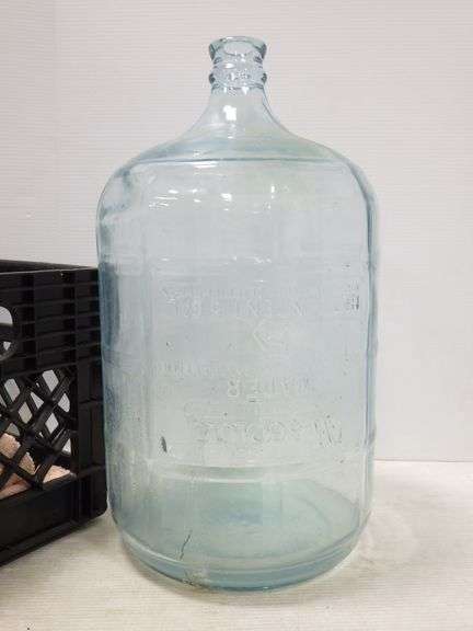 5-Gallon glass bottle - Albrecht Auction Service