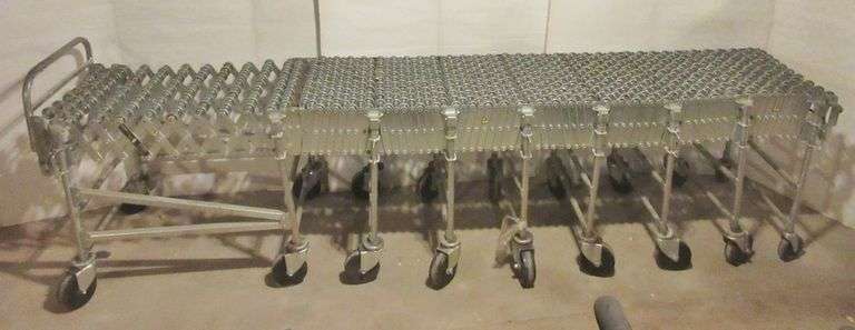 Nestaflex 375 flexible conveyor system, opens up to 24', casters all ...