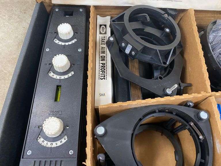 Hoppy headlight aimer kit - Albrecht Auction Service