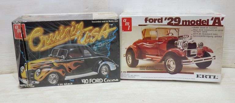(2) Ford model kit cars, includes: 1929 Model "A", 1:25 scale; 1940 ...