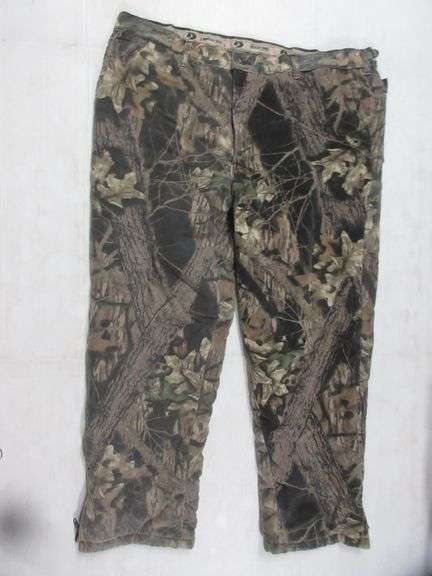 Mossy Oak insulated camo hunting pants with zip up leg bottoms, size ...