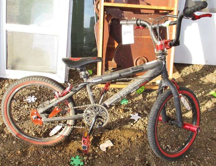 Razor 18" boy bike with black label, sued - Albrecht Auction Service