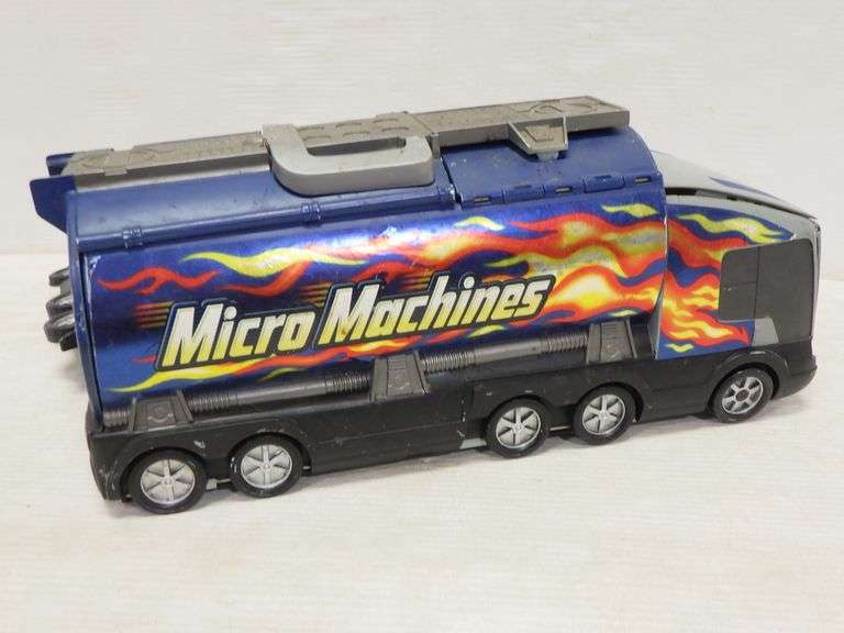 Older Micro Machines vehicle, used - Albrecht Auction Service