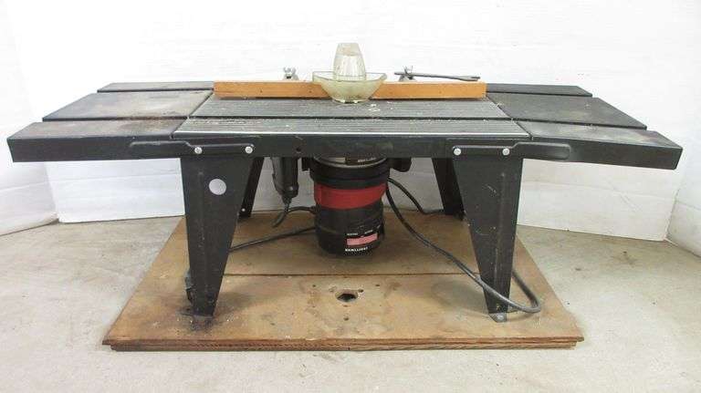 Craftsman router table, 1 1/2 HP router, 34"W x 16"D x 12"H, works ...