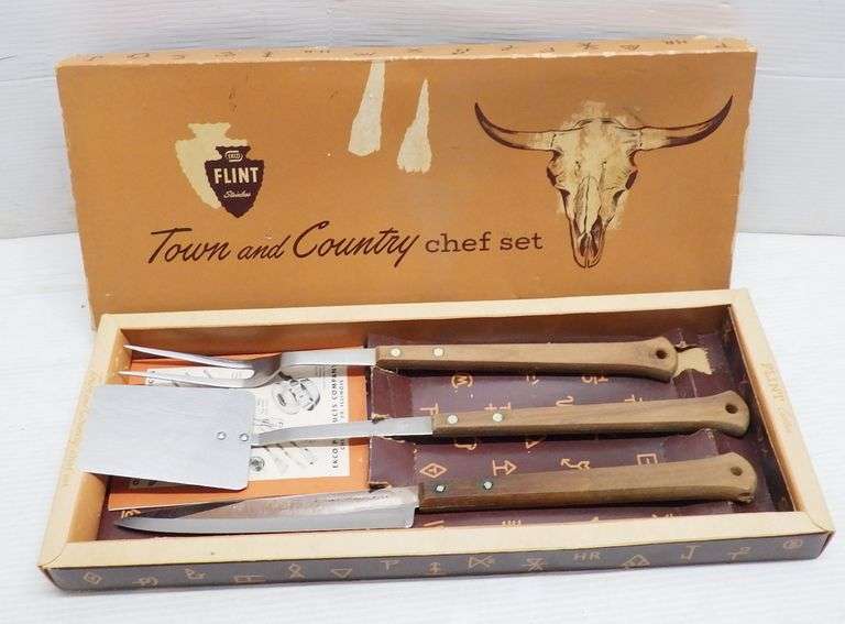Older Town Country Chef Set, in original box, 19 1/2"W x 8"D x 1 1/2"H ...