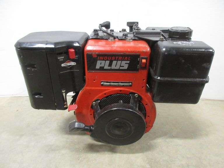 Briggs Industrial Plus 8 HP engine, all new 30W Oil, air filter, spark ...