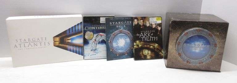 Stargate SG-1 complete collection; Stargate Atlantis complete ...