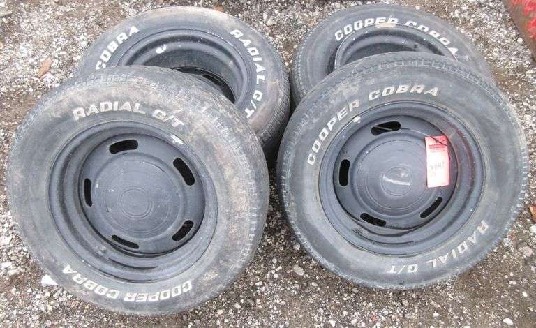 (4) Staggered Chevy 5-Lug rims, used - Albrecht Auction Service