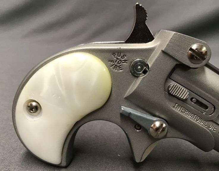 Cobra Arms C25 .25 Caliber 2-Shot Derringer, Satin Finish and Pearl ...