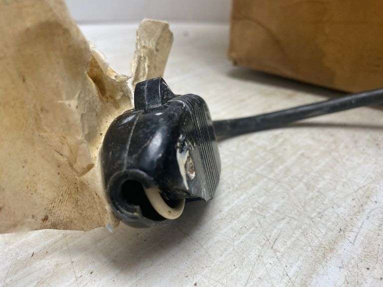 Shellback laundry pump, works - Albrecht Auction Service