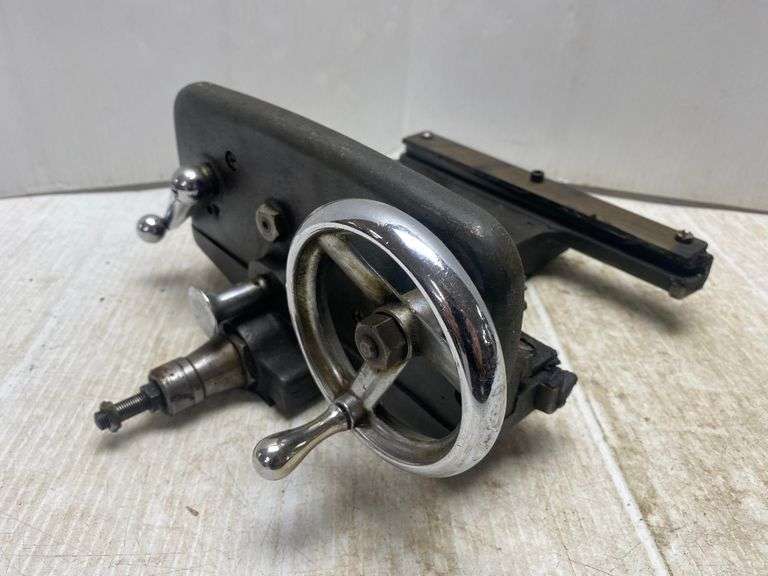 Atlas 10" lathe apron/saddle assembly, used - Albrecht Auction Service