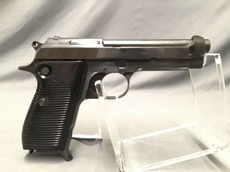 Beretta "Brigadier" Model 1951/104 9mm Pistol with Box, (2) Clips, and ...