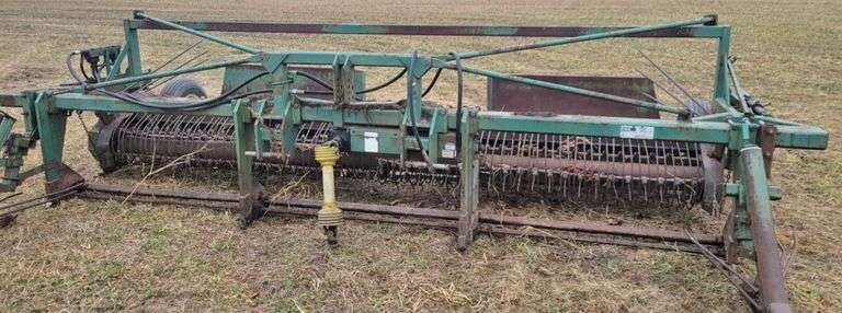Pickett One-Step Rodder Windrower, Model 6030, Center Delivery, PTO ...