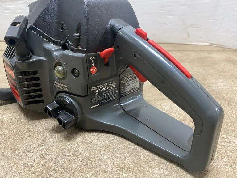 Craftsman Chainsaw with 18" bar, 2.6 cubic inches, Model No. 358.352680 ...