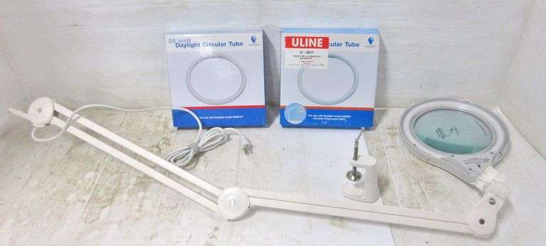 Daylight slim magnifying lamp with table clamp, model U22020, lens- 17. ...