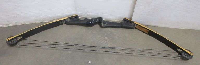 Shakespeare recurve bow, 45 lb. draw, 28" draw length, 54"L - Albrecht ...