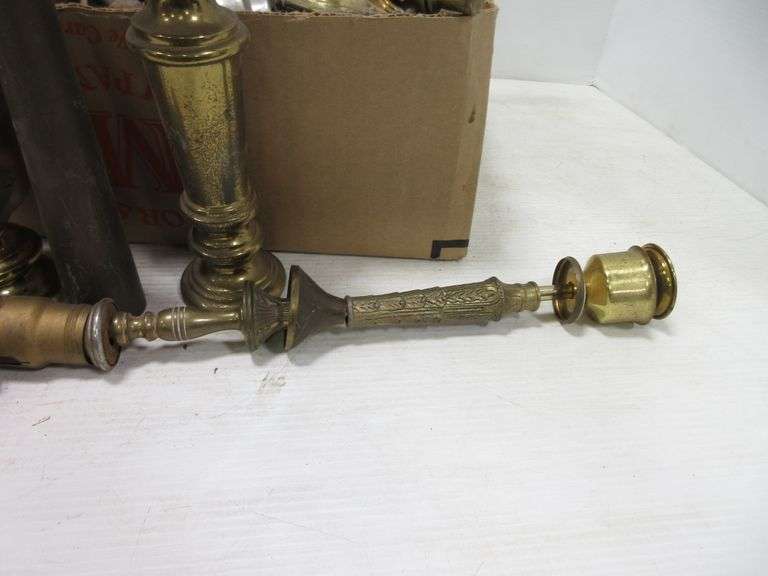 Antique lamp parts - Albrecht Auction Service