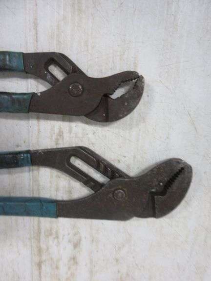 (3) Channel lock pliers - Albrecht Auction Service