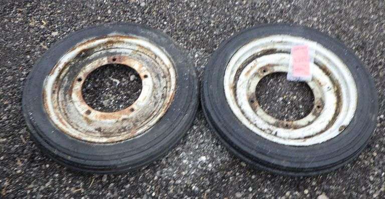 (2) Ford 9N wheels, show wear - Albrecht Auction Service
