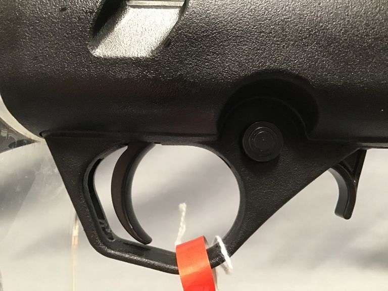 Rossi RB22 .22LR with Clip, Lock, Manual, and Box - Albrecht Auction ...