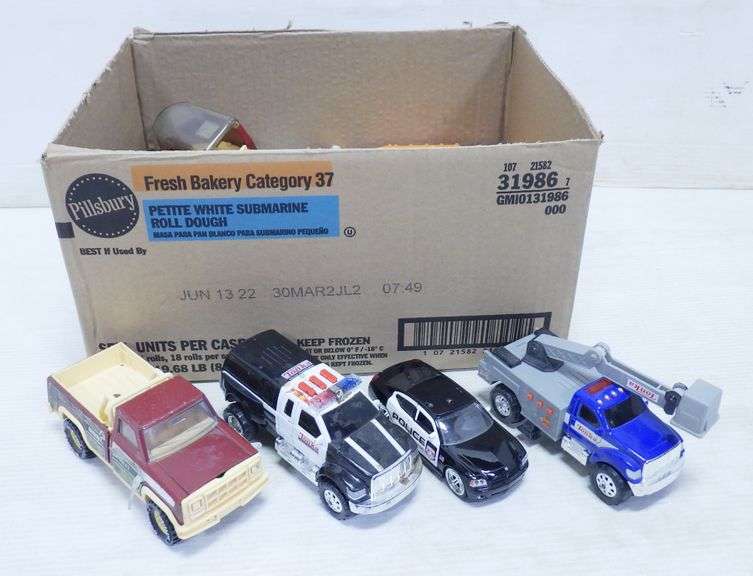 (16) Toy Vehicles, includes: Five- 7" Tonka Trucks, battery operated ...