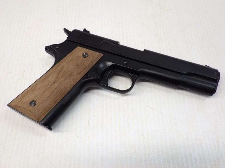 Automatic Bruni 96 kal, 8mm air pistol, made in Italy, includes (50 ...