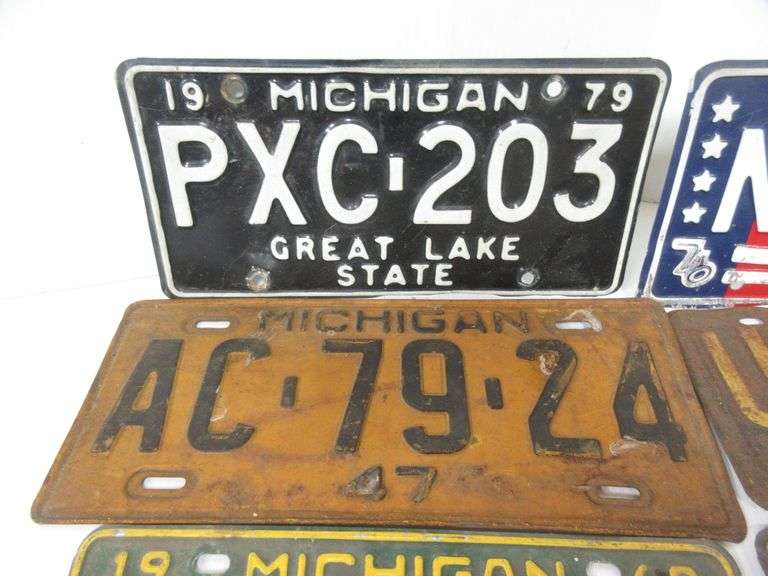 (8) Vintage Michigan license plates, include: 1937, 1947, 1967, 1968 ...