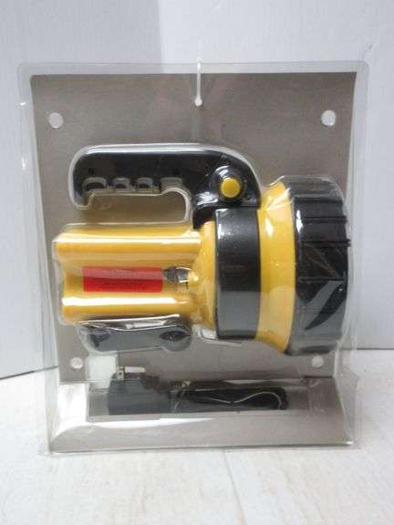 Cordless Rechargeable 2,000,000 Candle Power Halogen Spotlight with ...