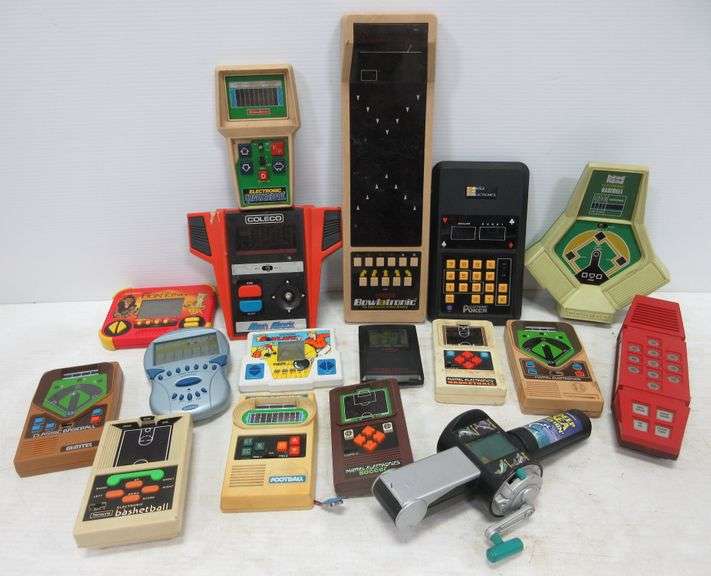 (17) Vintage Handheld Video Games From 1970's to 2000's - Albrecht ...