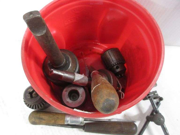 Drill Chucks, and Mag Base - Albrecht Auction Service