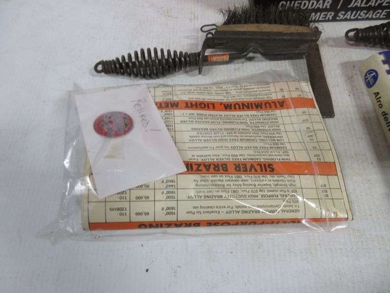 Millwright variety box, including: Flashback arrestor, NIP; Chipping ...