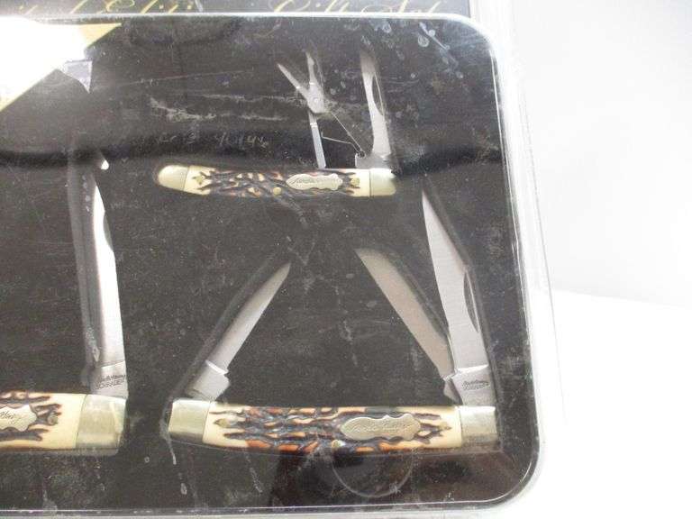 Uncle Henry three-piece knife set with box: 834UH-Rancher blade, 707UH ...